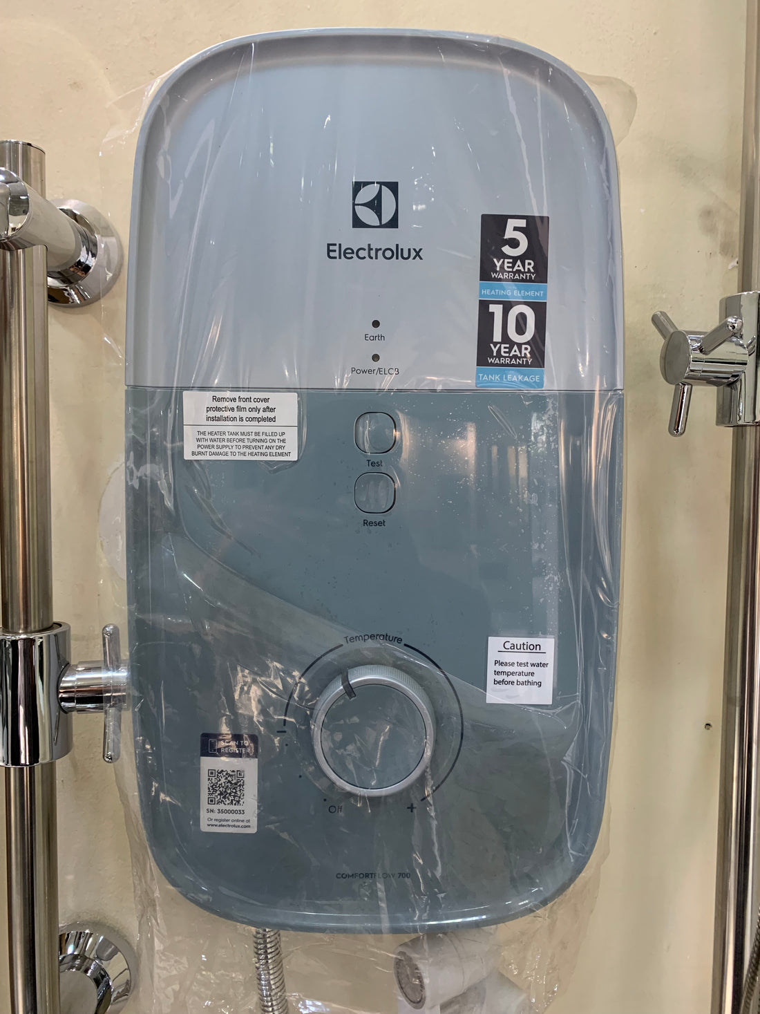 Electrolux Comfort Flow 700 electric instant water heater – homart Kenya